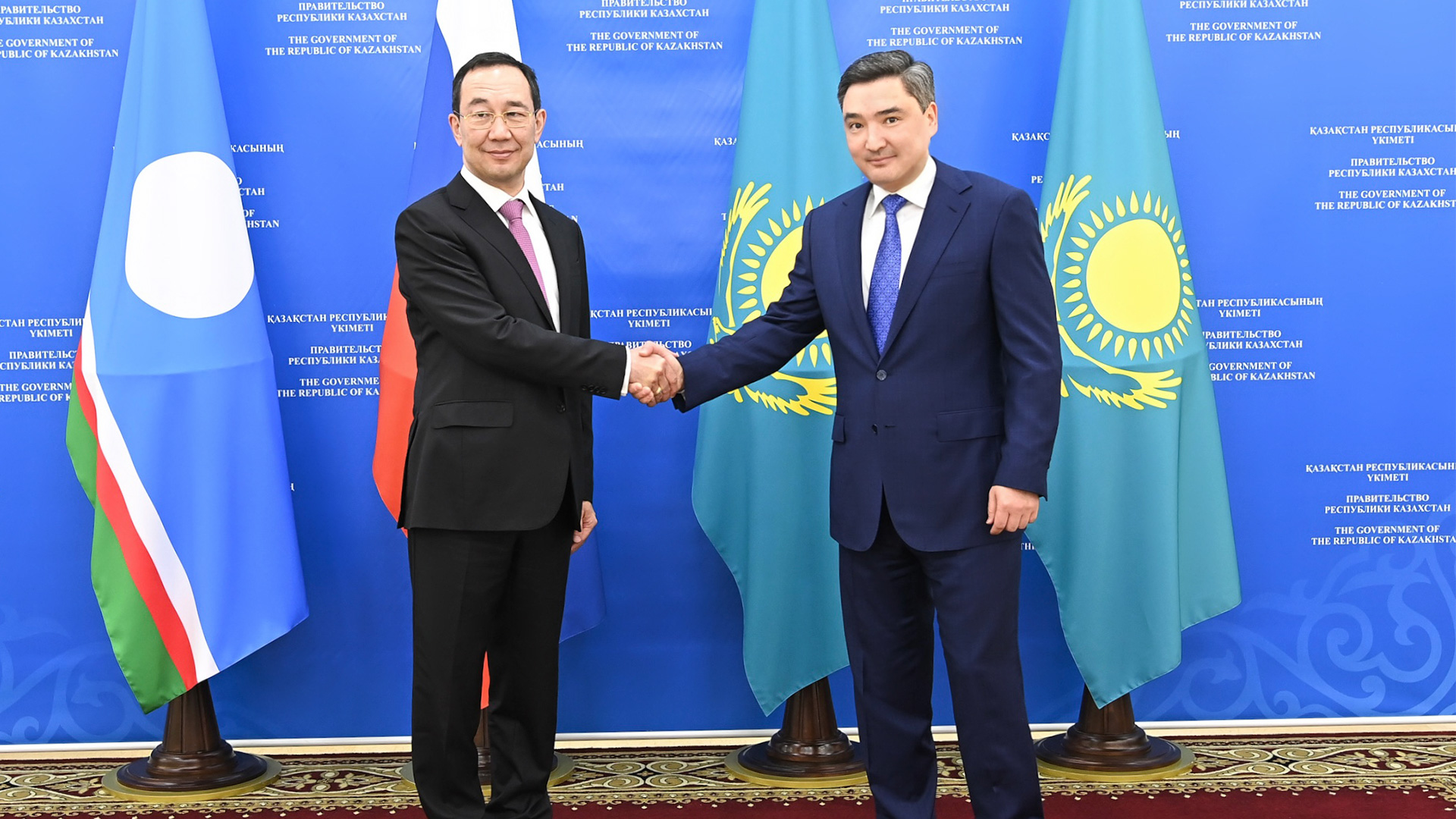 Olzhas Bektenov and Head of the Sakha Republic Aysen Nikolayev discuss ...